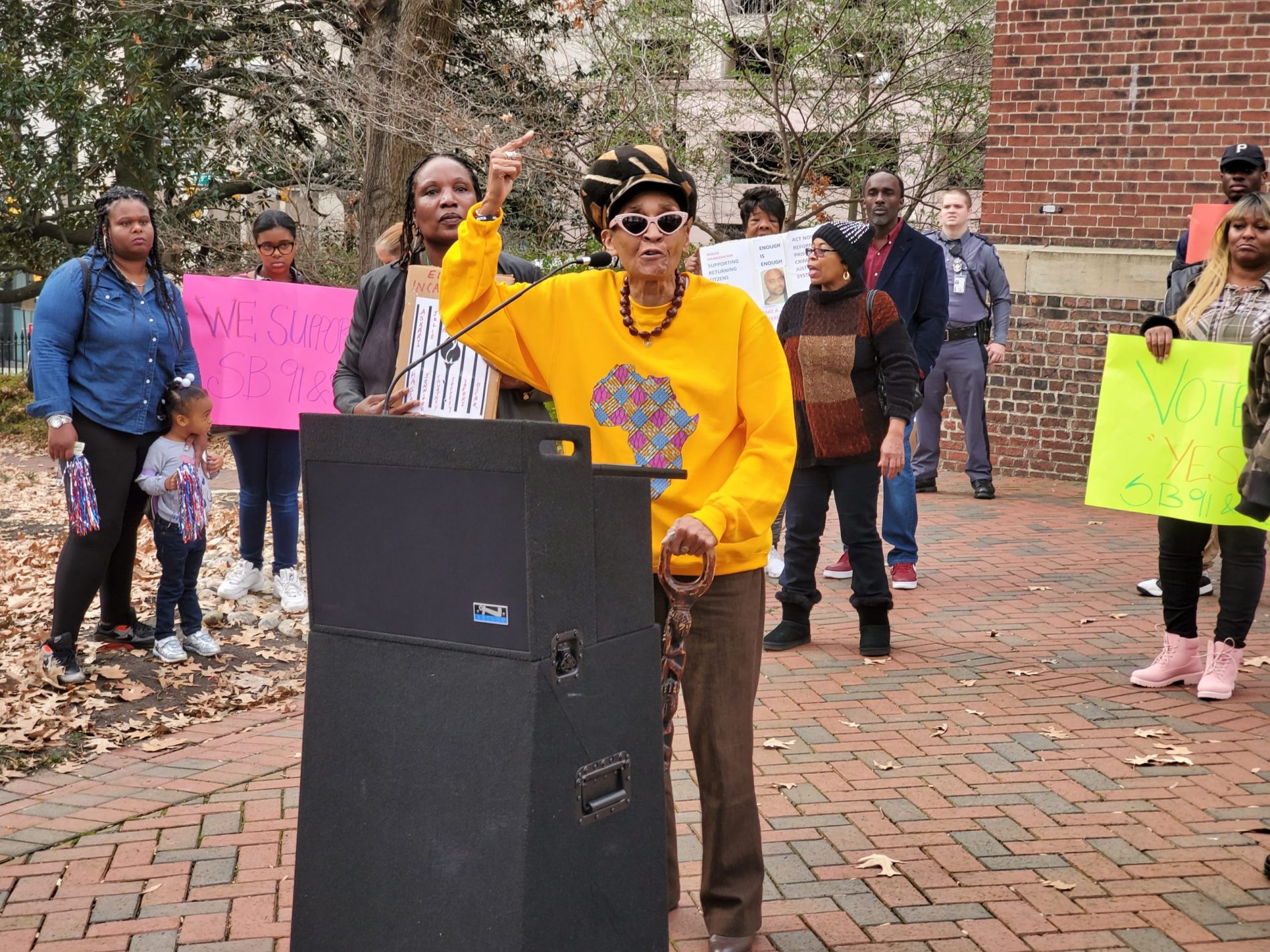 Prison reform advocates read inmate letters at State Capitol rally