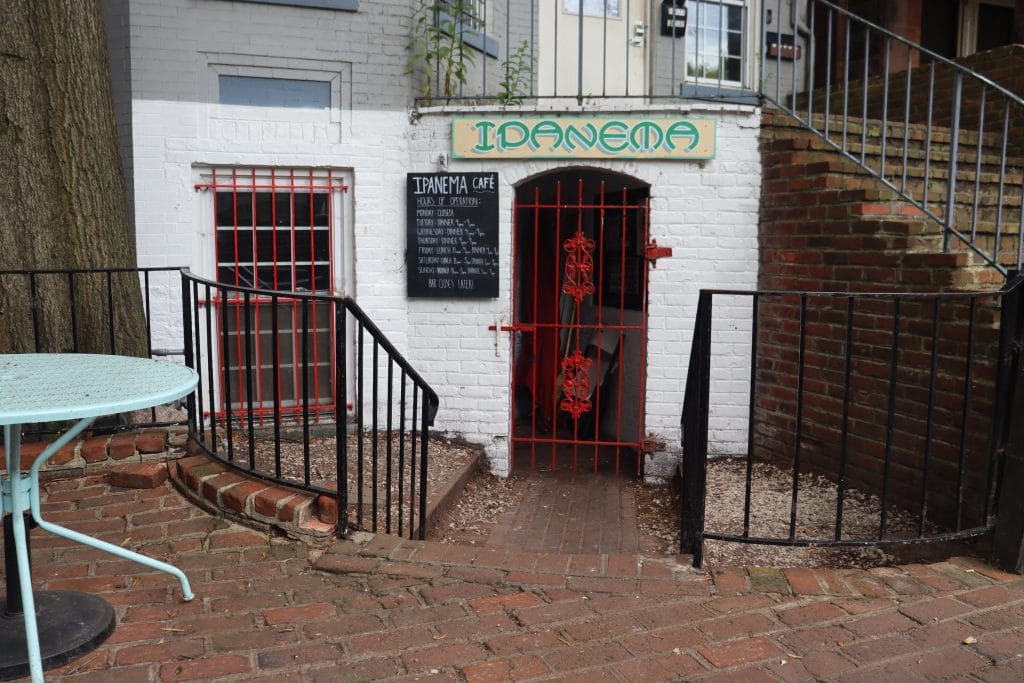 VCU purchases building containing Ipanema Cafe, among other businesses